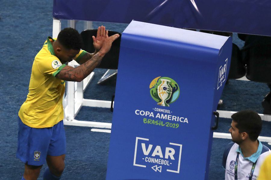 El VAR, gran perdedor de la Copa América - La Tercera