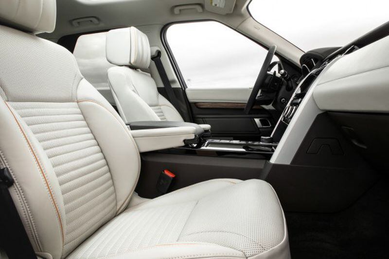 Land Rover lleva siete décadas con la tecnología en el corazón - La Tercera