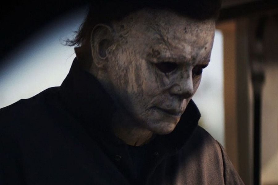 Inclusive bajo la máscara Michael Myers tenía un guiño a la película ... Inclusive bajo la máscara Michael Myers tenía un guiño a la película ...