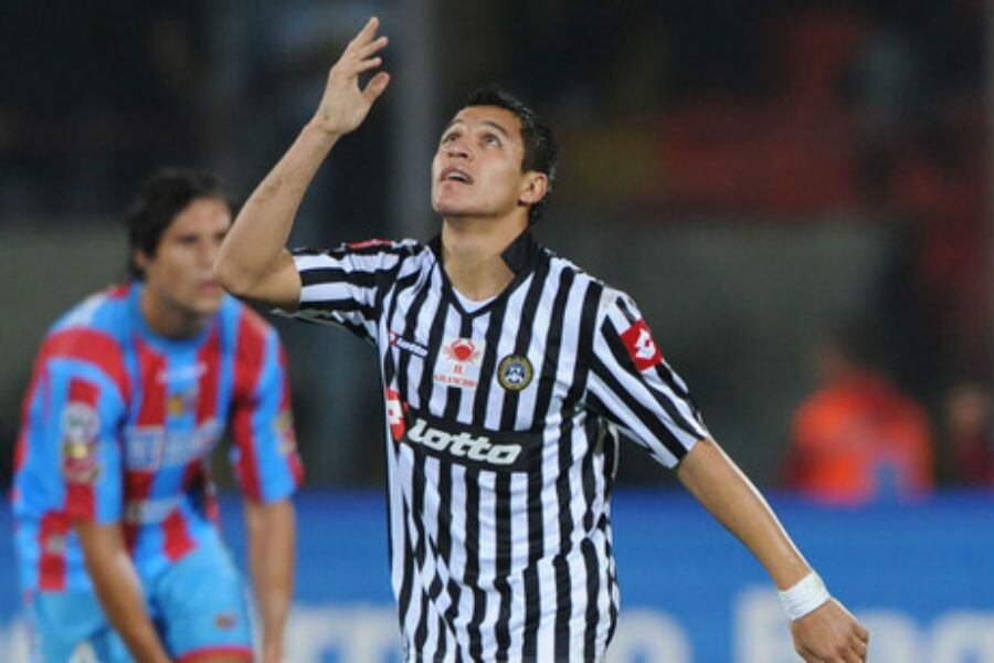 Desde el Udinese al Manchester United, revisa en imágenes los 10 años ...