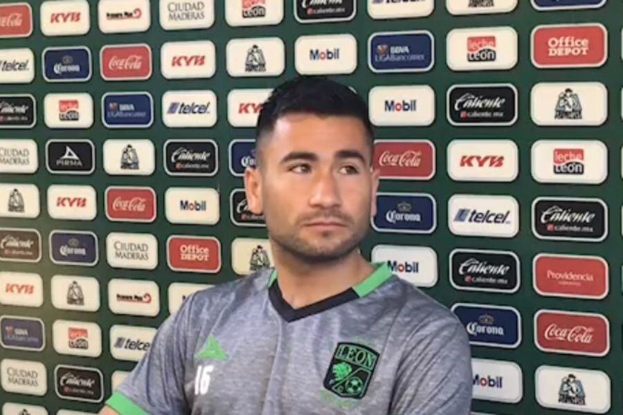 Jean Meneses es presentado en León: "Salir de Chile es lo que estaba ...