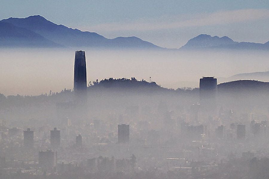 Controversia por número de muertes debido al esmog en Chile - La Tercera