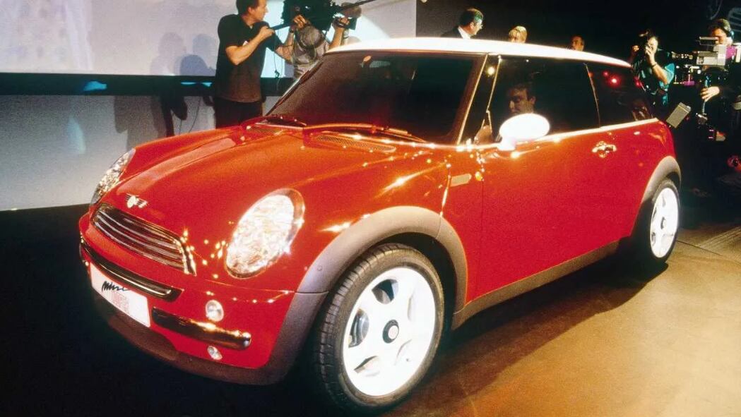 Mini celebra 20 años desde que comenzó su nueva era - La Tercera