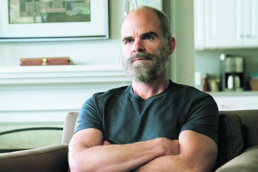 Michael Kelly: "No podíamos dejar que House of Cards muriera" - La Tercera