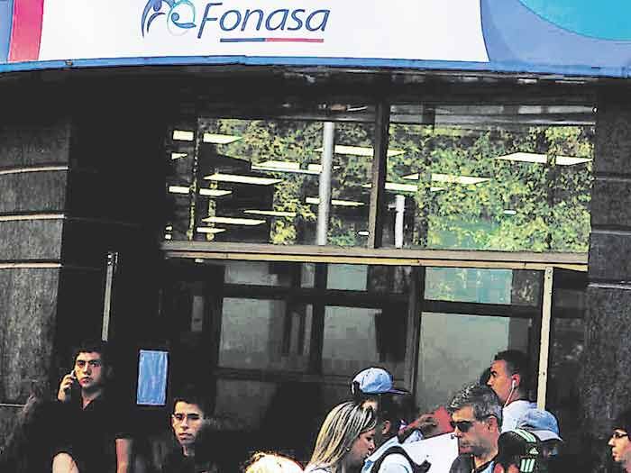 Cuáles son los beneficios por estar afiliado a Fonasa - La Tercera