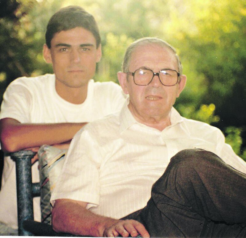 Pablo Simonetti: "No fue para culpar ni perdonar a mi padre, sino para ...