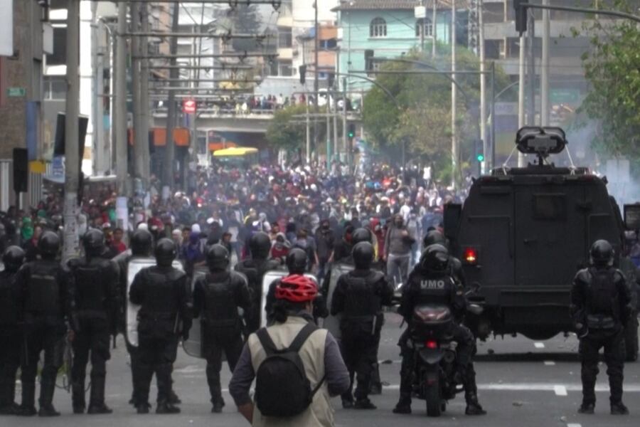 ¿Qué pasa en Ecuador? | Las razones del descontento social - La Tercera ¿Qué pasa en Ecuador? | Las razones del descontento social - La Tercera