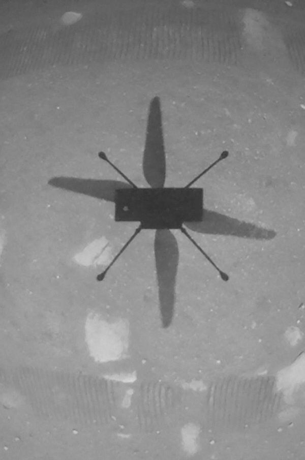 Histórico: Helicóptero de la Nasa logra por primera vez volar en Marte ...