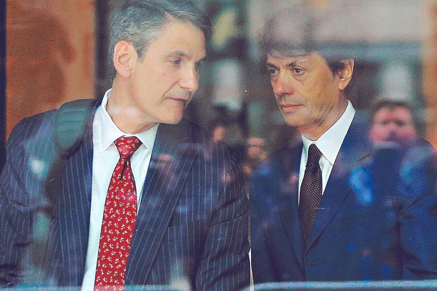 Huneeus se declara culpable y admite que pagó US$ 300 mil para asegurar ...