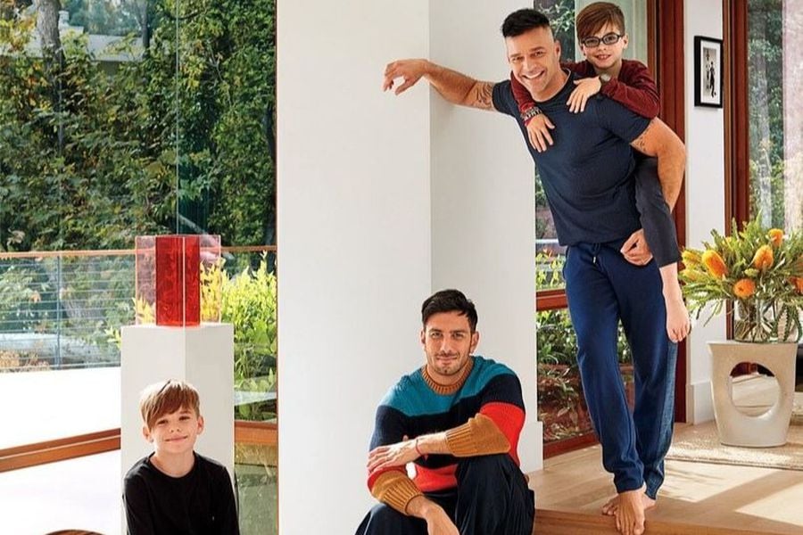 Ricky Martin y su familia muestran por primera vez su hogar en Los ...