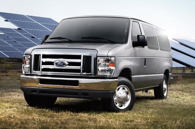 Ford reordena sus piezas - La Tercera