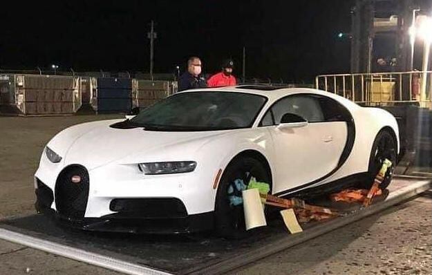 Bad Bunny se compró un Bugatti Chiron y ahora no sabe qué hacer con él ...