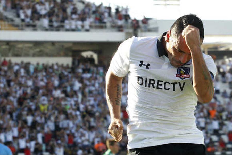Esteban Paredes llega a 150 goles con la camiseta de Colo Colo - La Tercera