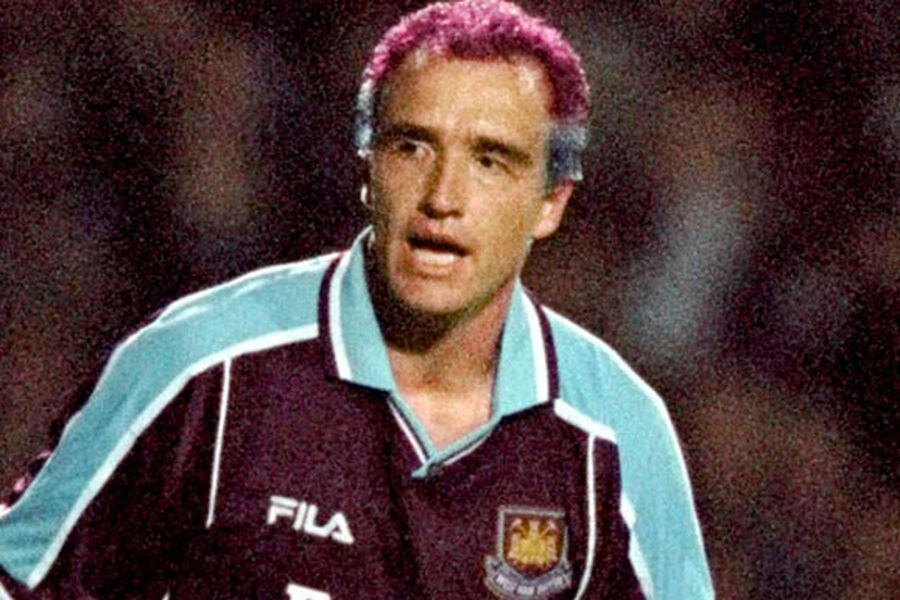 Ex DT del West Ham desclasifica la "huida" de Javier Margas - La Tercera