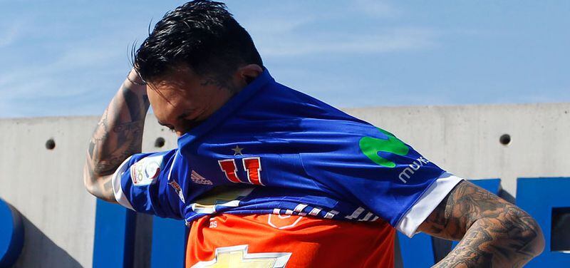 Galería: revisa la presentación de Mauricio Pinilla en la U - La Tercera