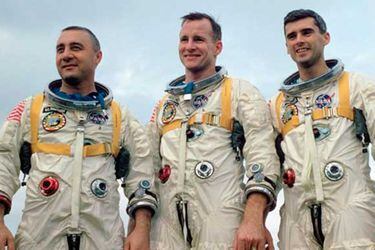 Etiqueta: APOLO 1 - La Tercera