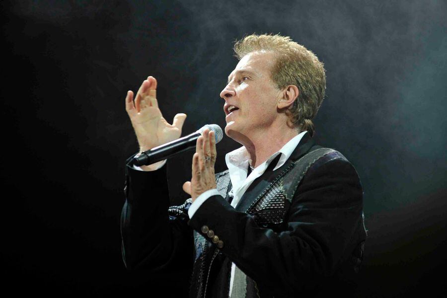 Emmanuel: "Hoy se mueven mucho los pies pero se piensa muy poco en el ...