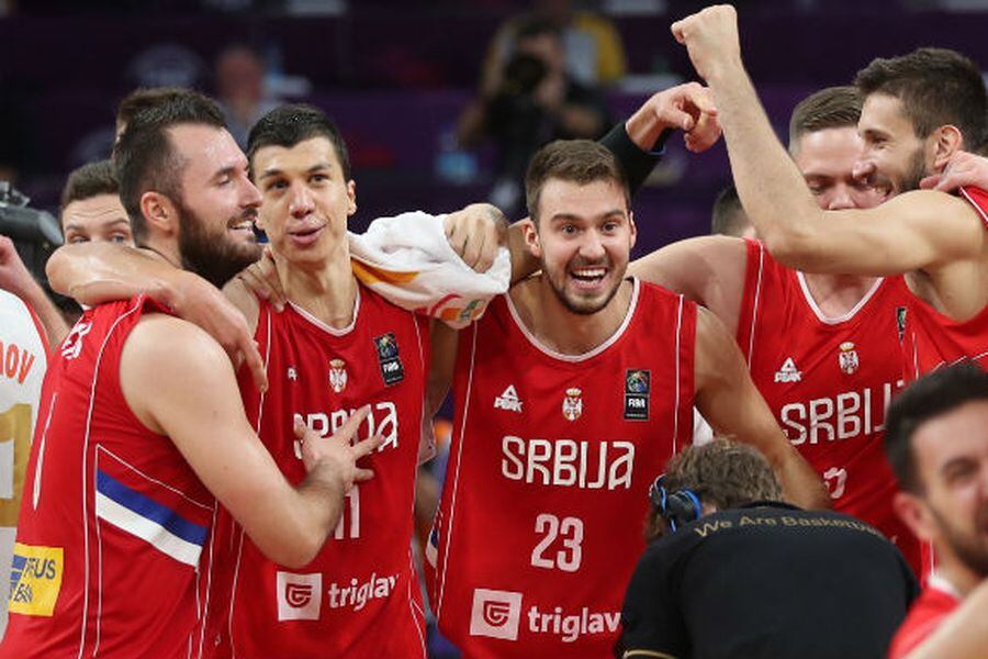 Serbia y Eslovenia definirán la Eurobasket - La Tercera