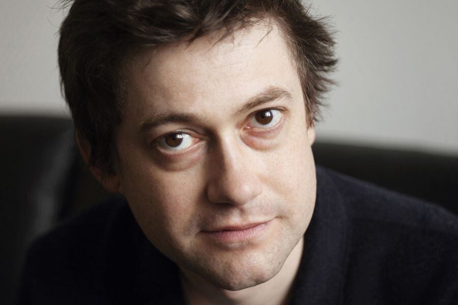 Adam Thirlwell: "Todas las novelas deben entenderse como parte de una ...