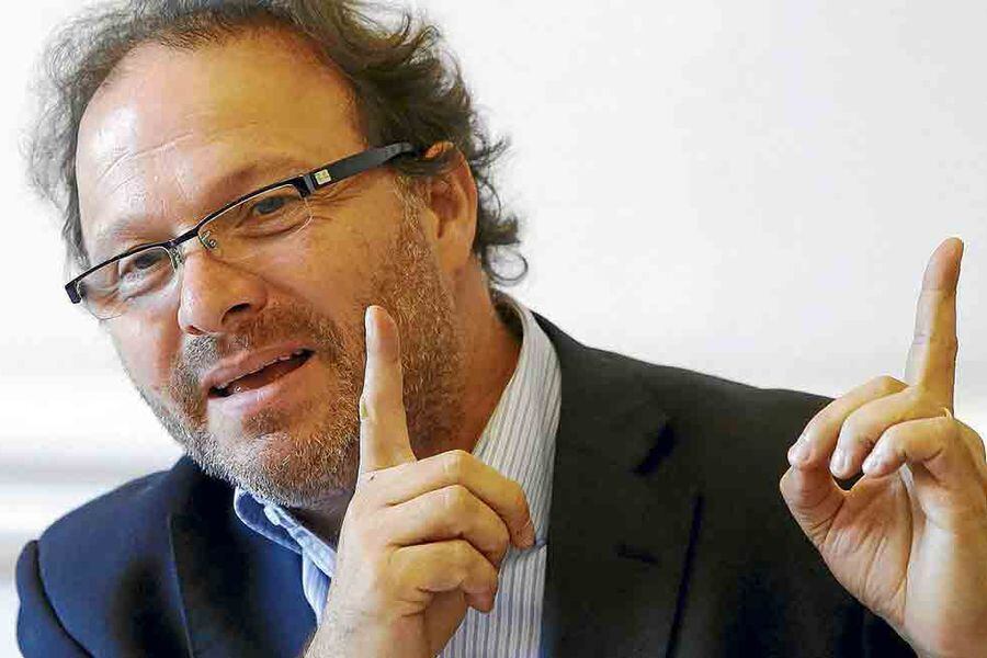 Alfonso de Urresti: "Debe haber un profundo cambio de gabinete, porque ...