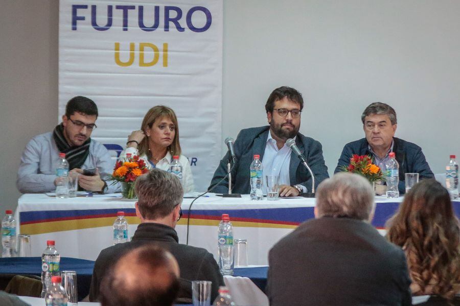 El reencuentro de la UDI Popular - La Tercera