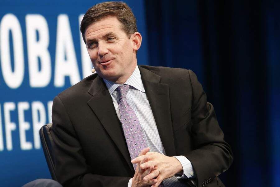 Conozca a los nuevos codirectores ejecutivos de WeWork - La Tercera