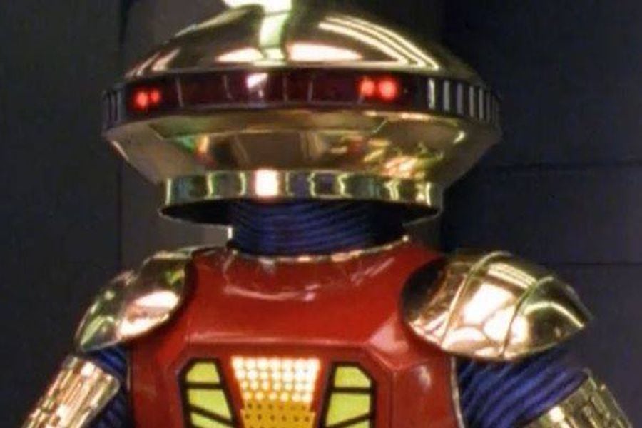 El irreconocible nuevo aspecto de Alpha para la película 'Power Rangers ...