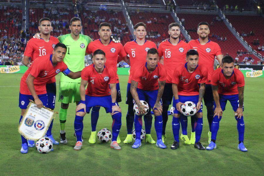 Chile mantiene el 17° puesto en el último ranking FIFA del año - La Tercera